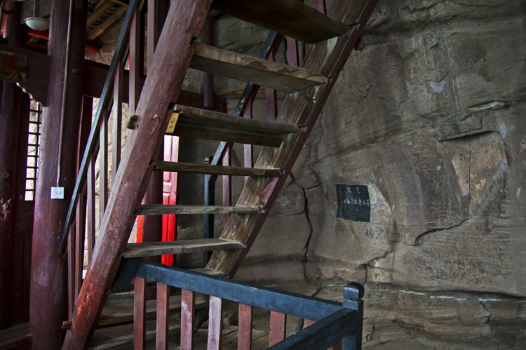 Shibaozhai Pagoda - Yangtze River - China tours_Zhangjiajie tours ...